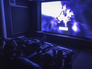 Recommended Projection Screens by Type | AV Gadgets