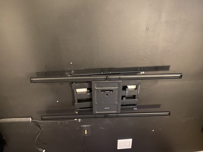 What's More Important - Size or Weight When Wall-Mounting a TV | AV Gadgets