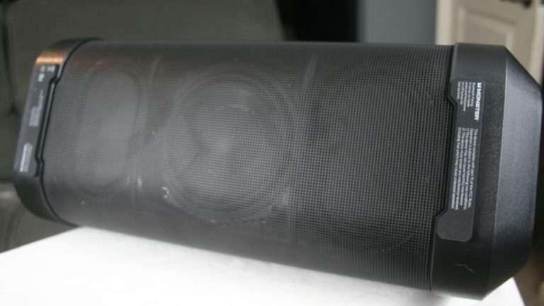 Monster Blaster 3.0 Boombox - Loud and Heavy but Is It Any Good? | AV ...